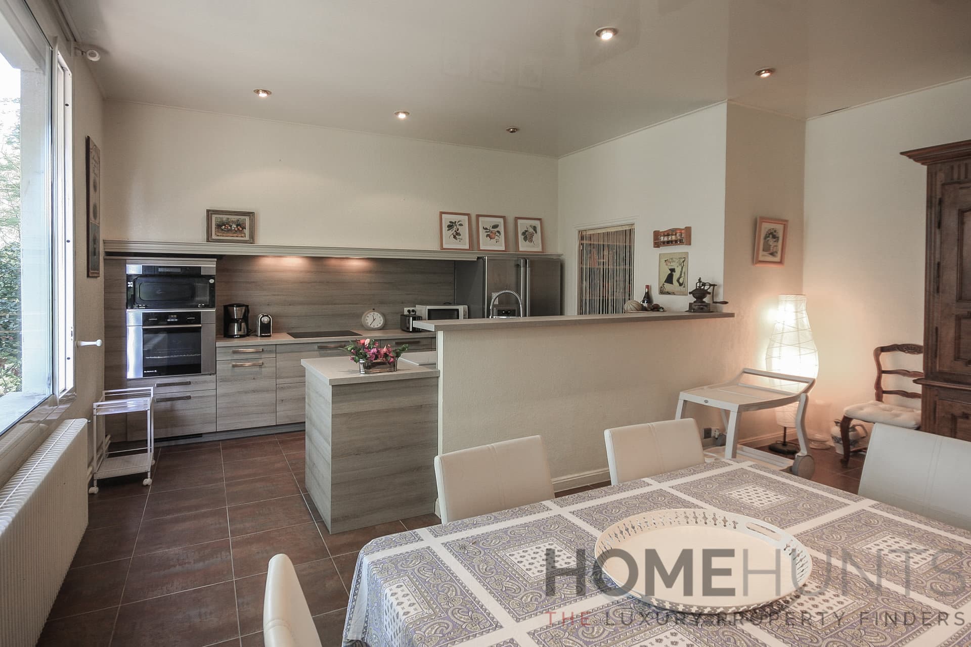 Villa/House For Sale in St Raphael - HH-13258549