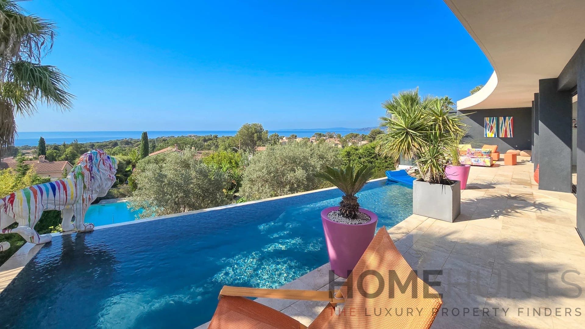 Villa/House For Sale in St Raphael - HH-9921484