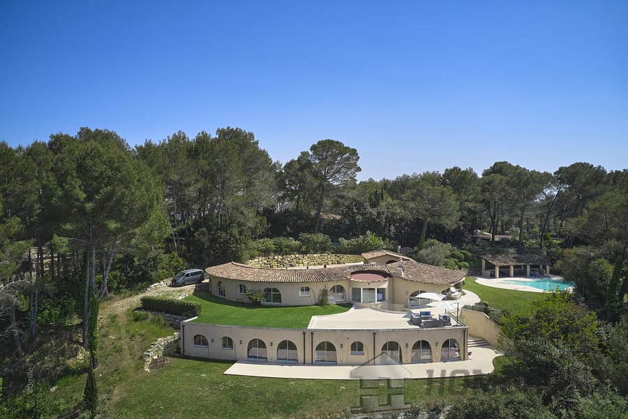 5 Common Types of French Property Explained - Home Hunts