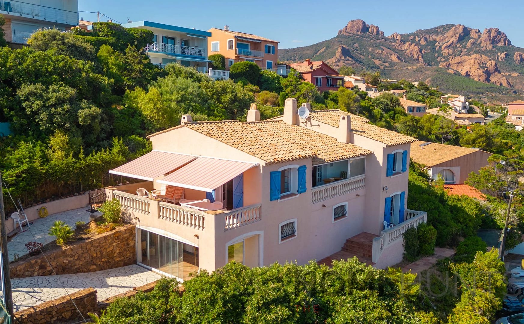 Villa/House For Sale in St Raphael - HH-15886580