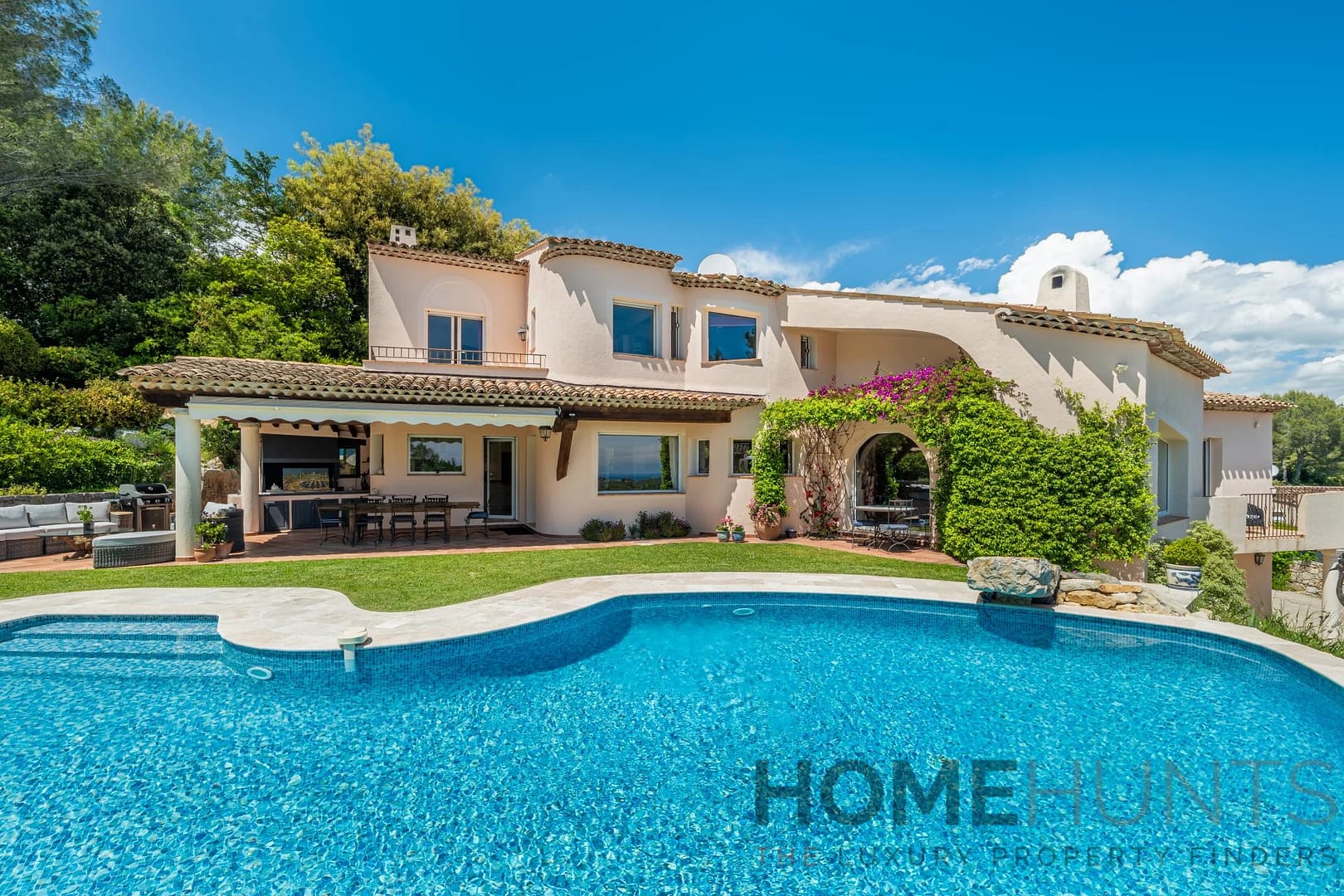 Villa/House For Sale in Valbonne - HH-15803498