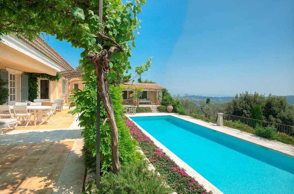 Helping you to find your dream french property