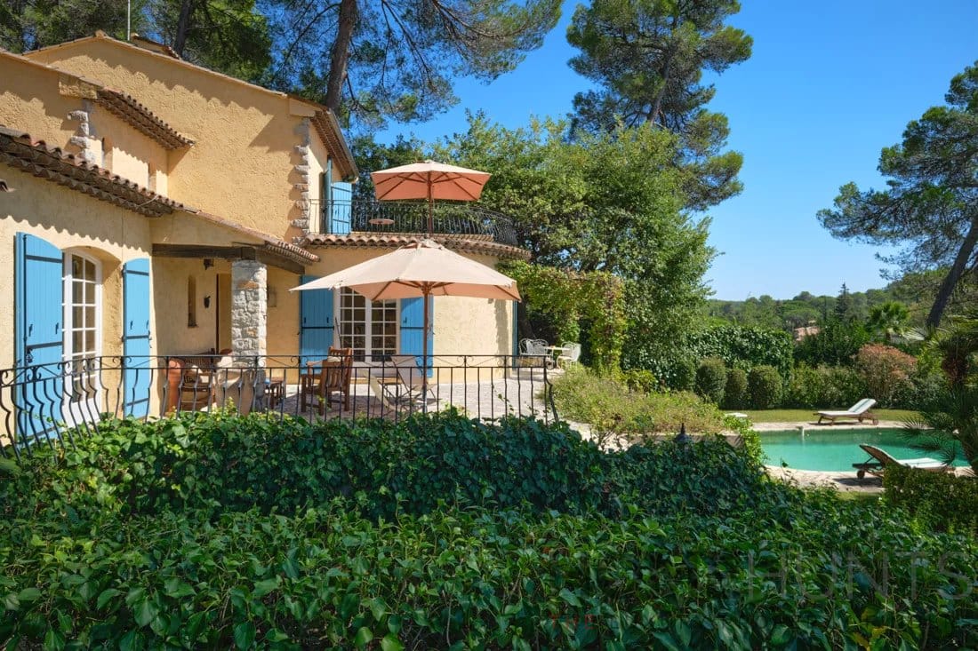 7 Tips on Buying a House in France - Home Hunts