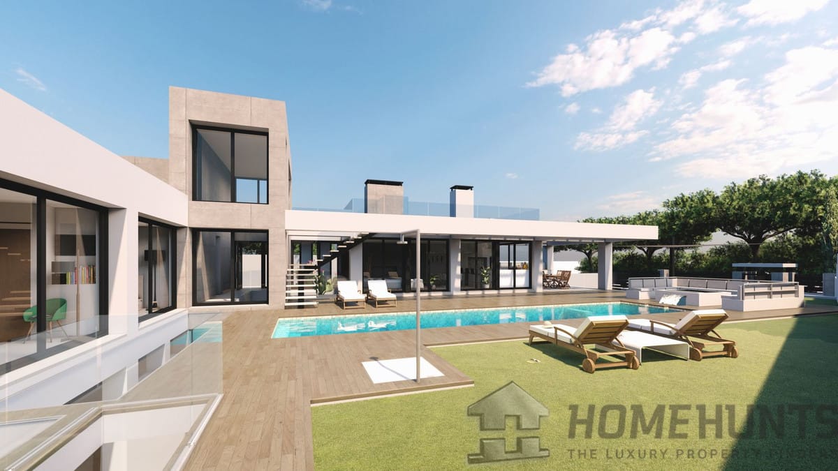 Villa/House For Sale in El Chaparral - HH-14958240